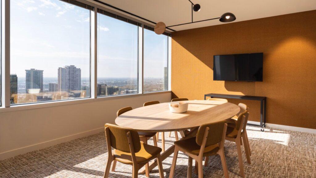 Coworking or Hotels: Where to Book Your Next Conference Room Rental